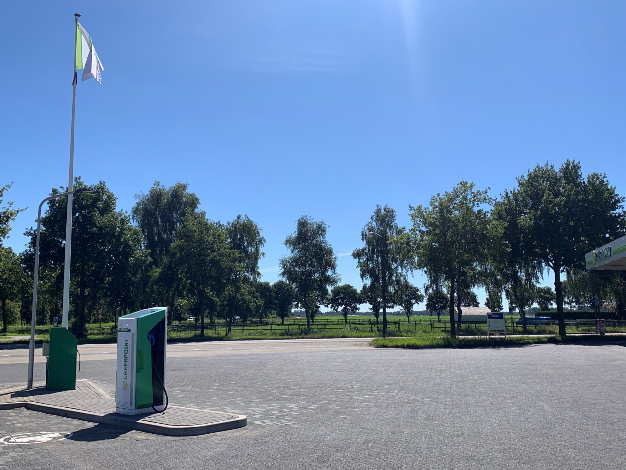 Een E-truck opladen doe je bij Greenpoint