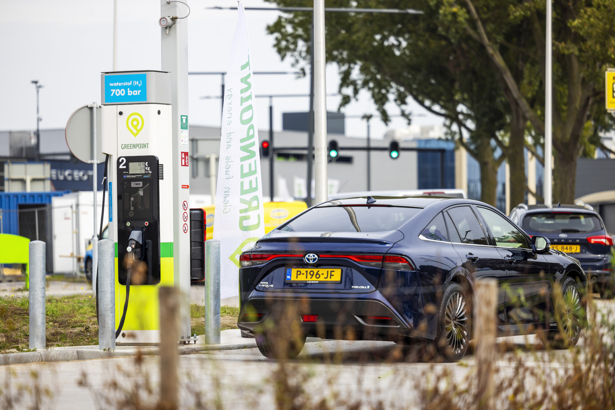 Greenpoint opent eerste waterstof tankstation in Dordrecht - Greenpoint